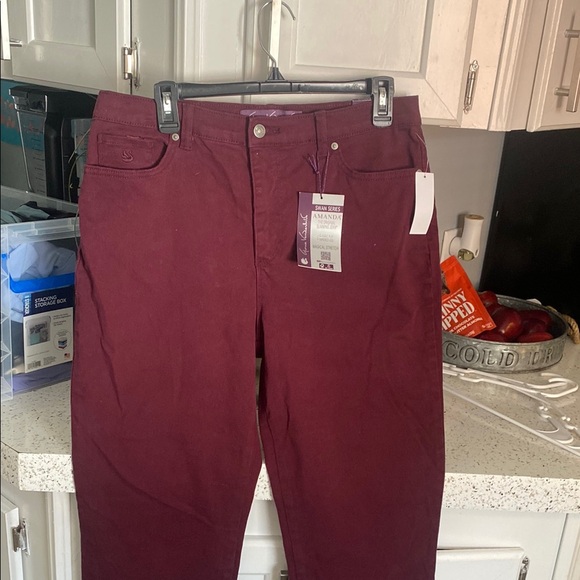 Gloria Vanderbilt | Jeans | Maroon Straightleg Pants | Poshmark